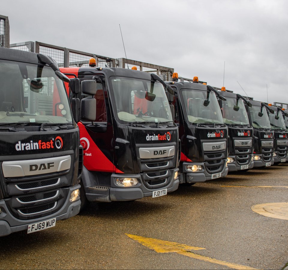 New DAF LFs go down a storm at Drainfast